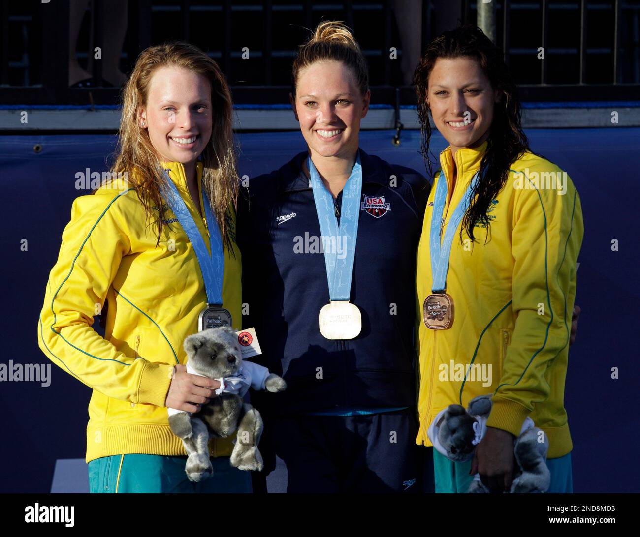 From left, silver medalist Katie Goldman, of Australia, gold medalist ...