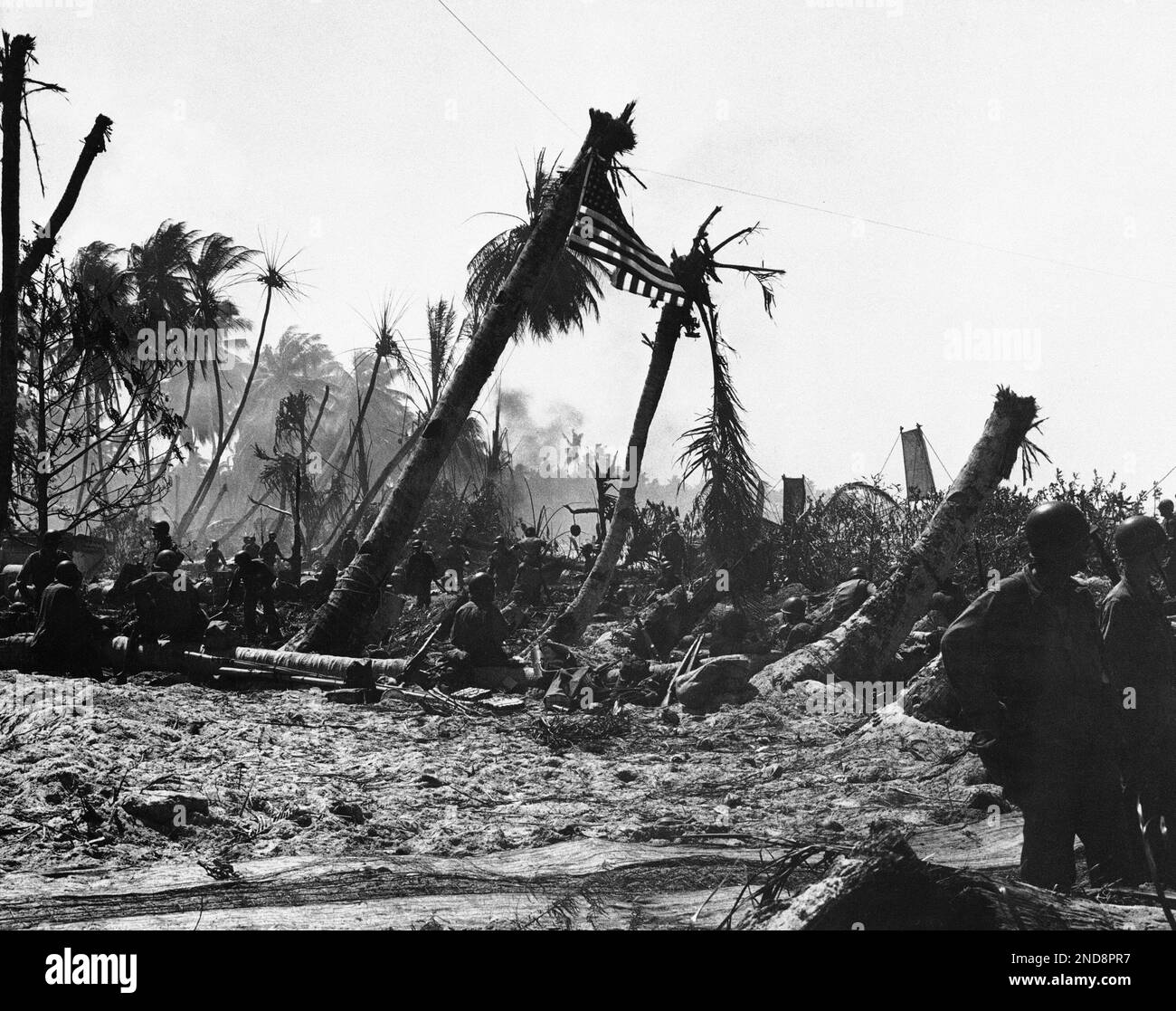 An hour after American troops landed on Butaritari Beach, Makin Atoll ...