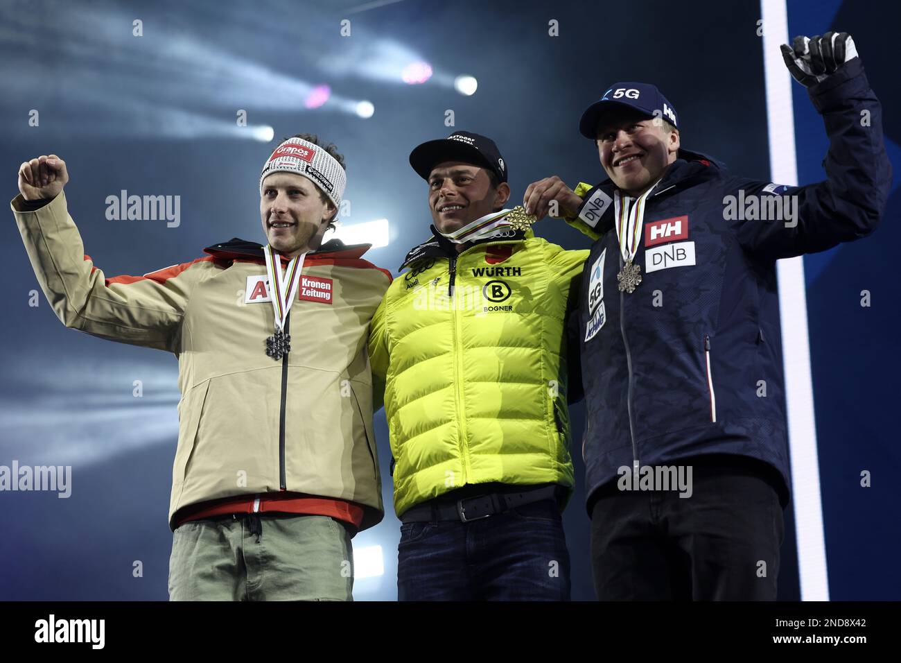 From left, Austria's Dominik Raschner , silver, Germany's Alexander ...