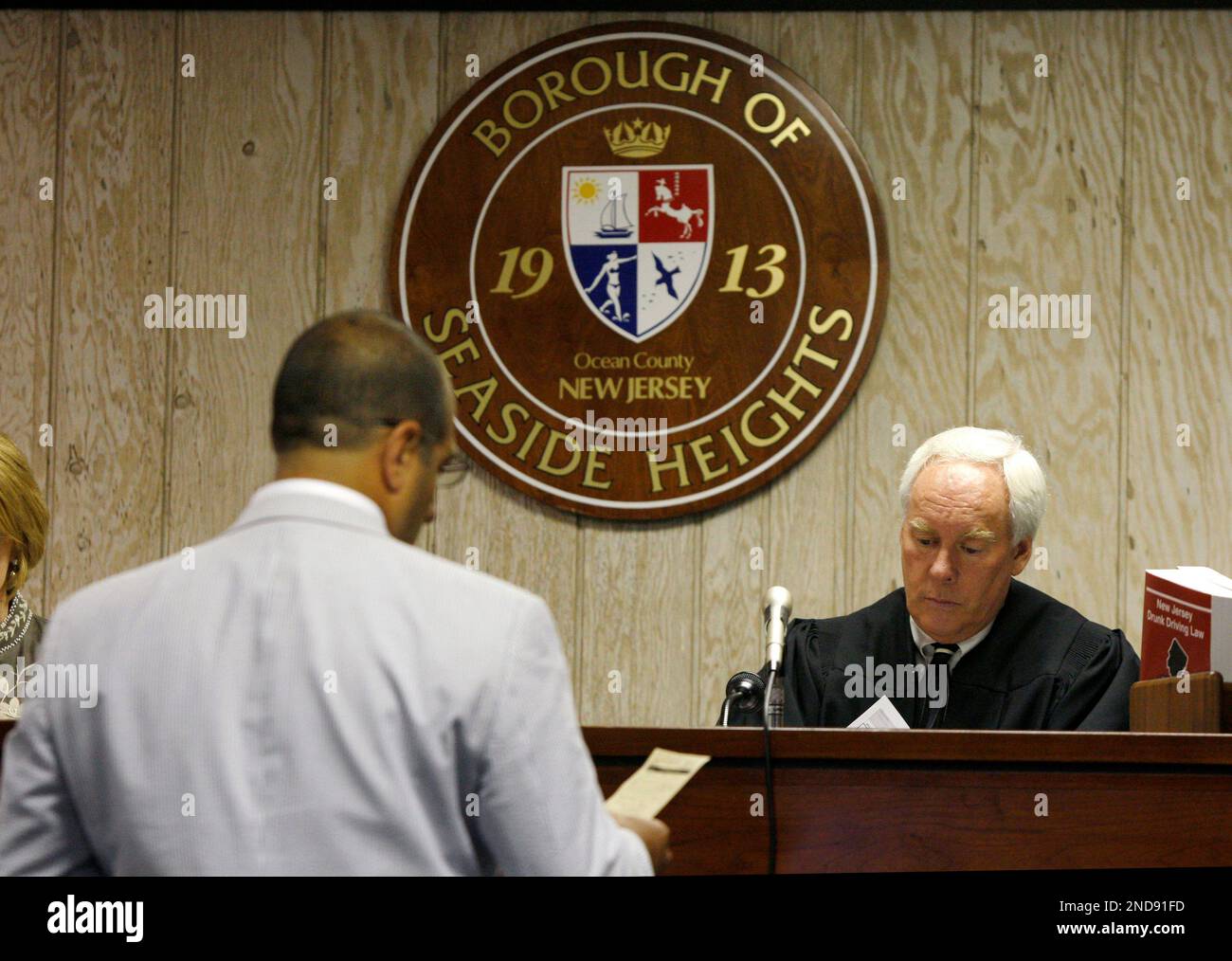 Defense attorney Raymond Raya, left, representing "Jersey Shore" cast ...