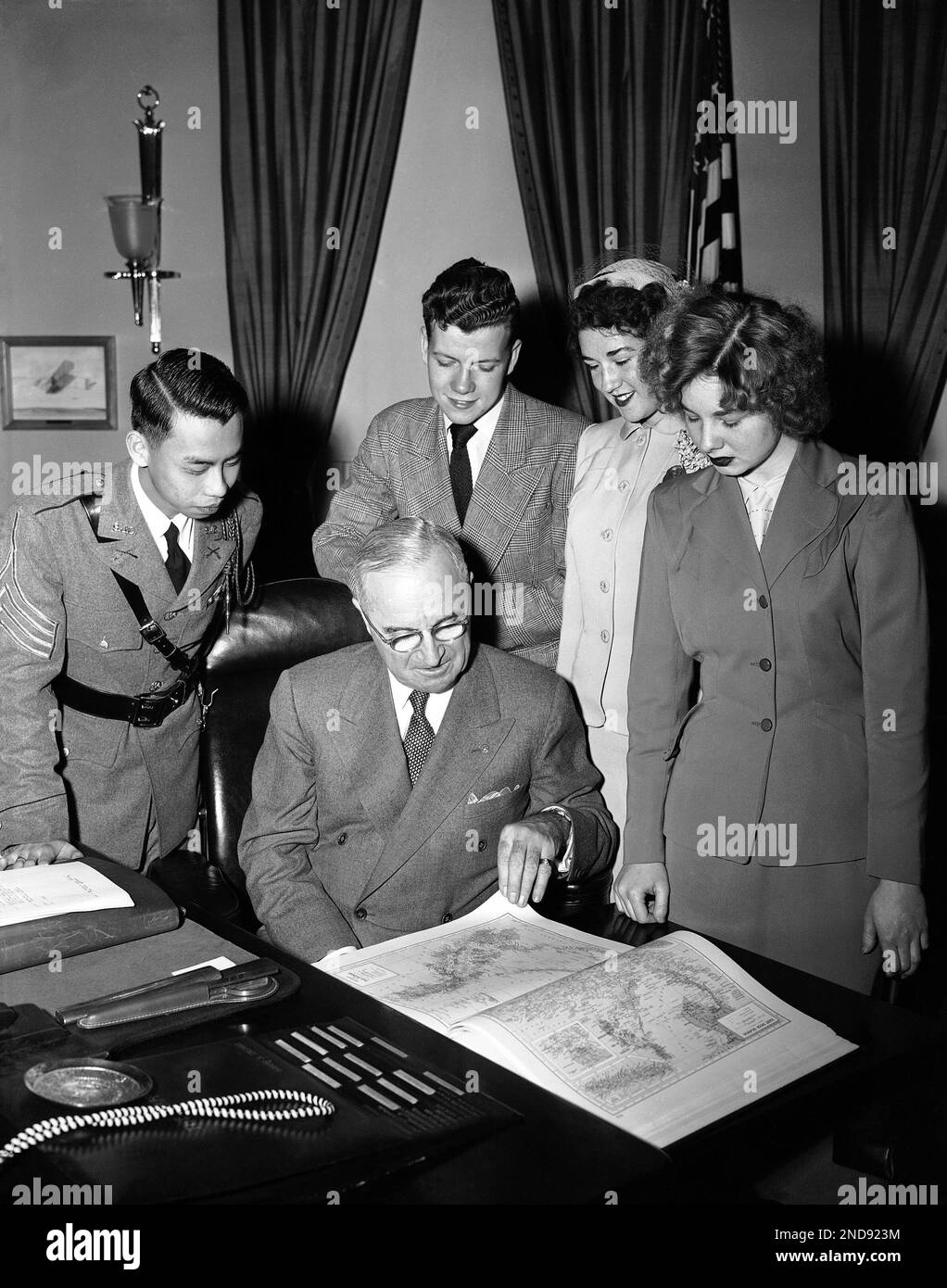 Four co-winners of a national “Voice of Democracy” contest visit ...