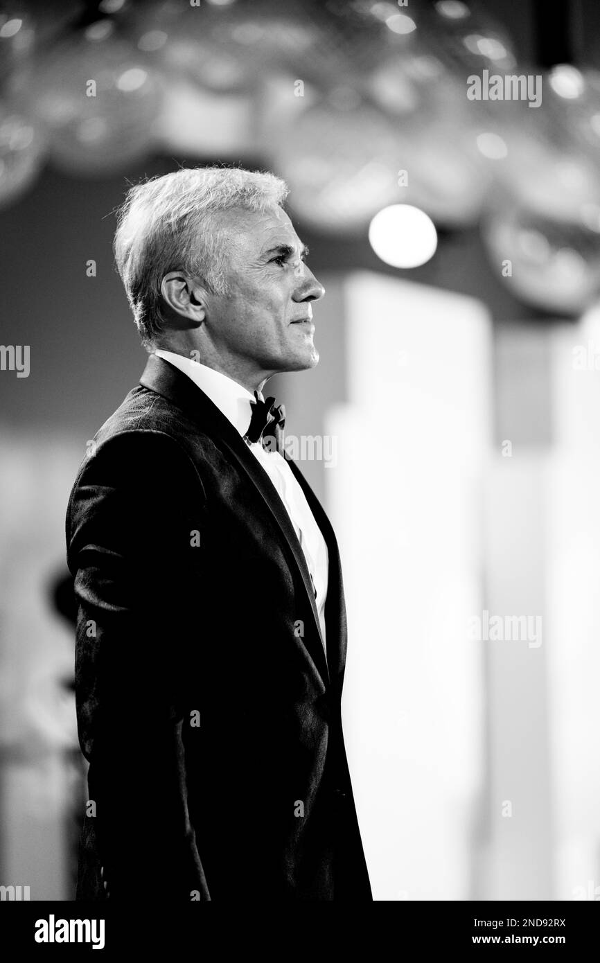 The cast of "Dead for a dollar" on the Red Carpet of Venice Film ...