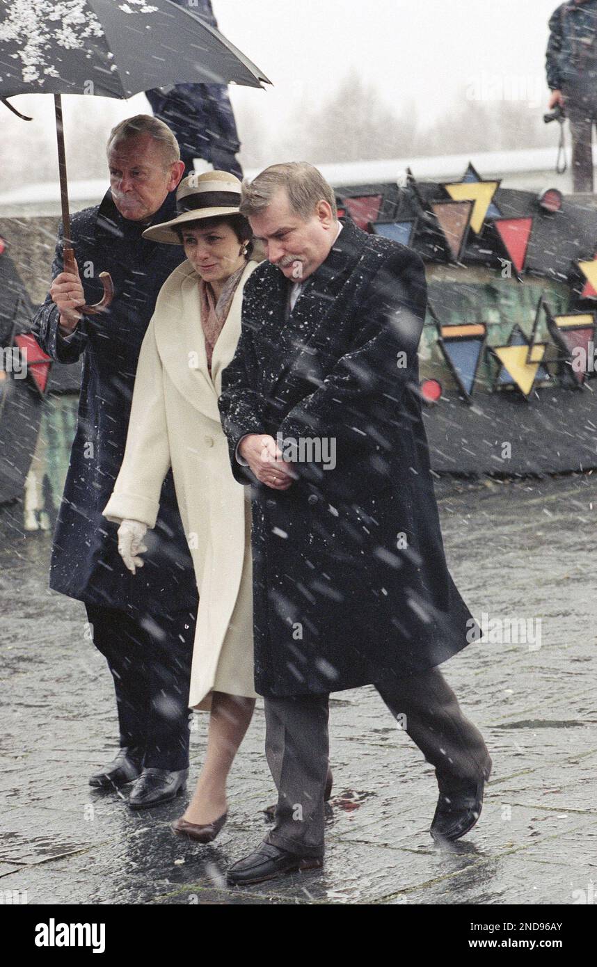 Polish President Lech Walesa and his wife Danuta walk on the grounds of ...