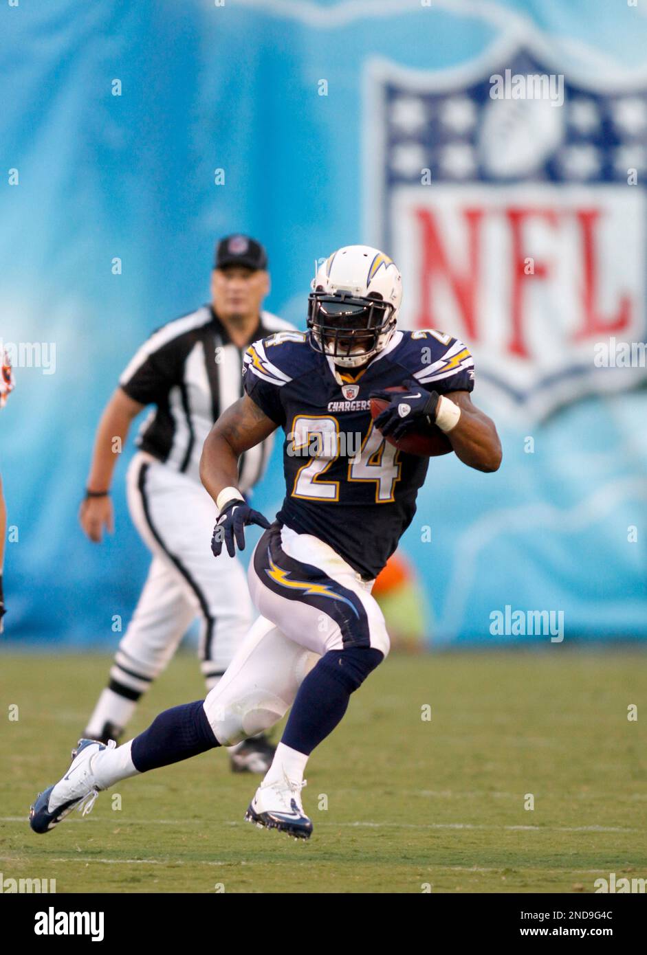 San Diego Chargers' Ryan Mathews runs against the Chicago Bears during ...