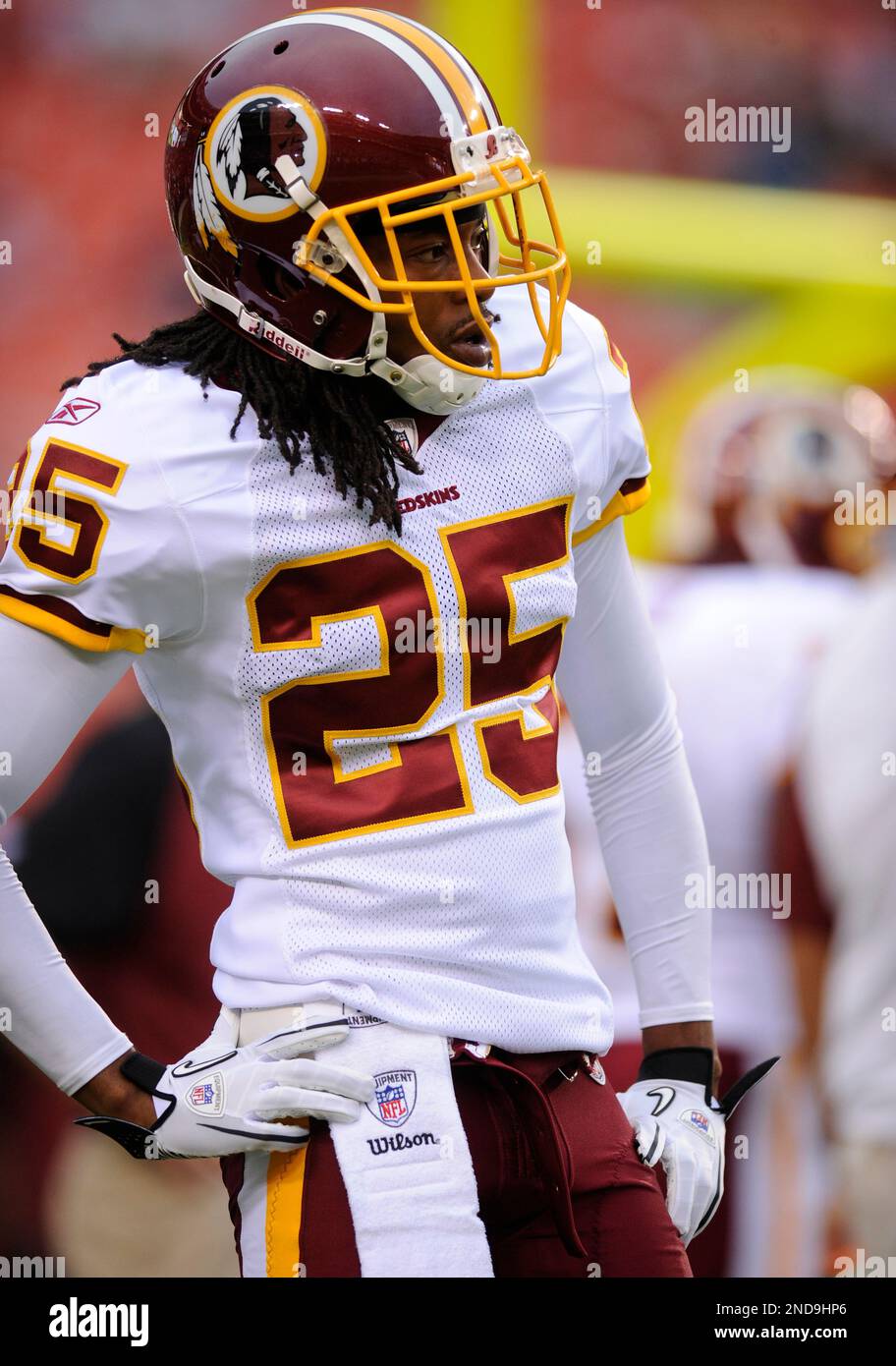 Washington Redskins cornerback Kevin Barnes walks across the field ...