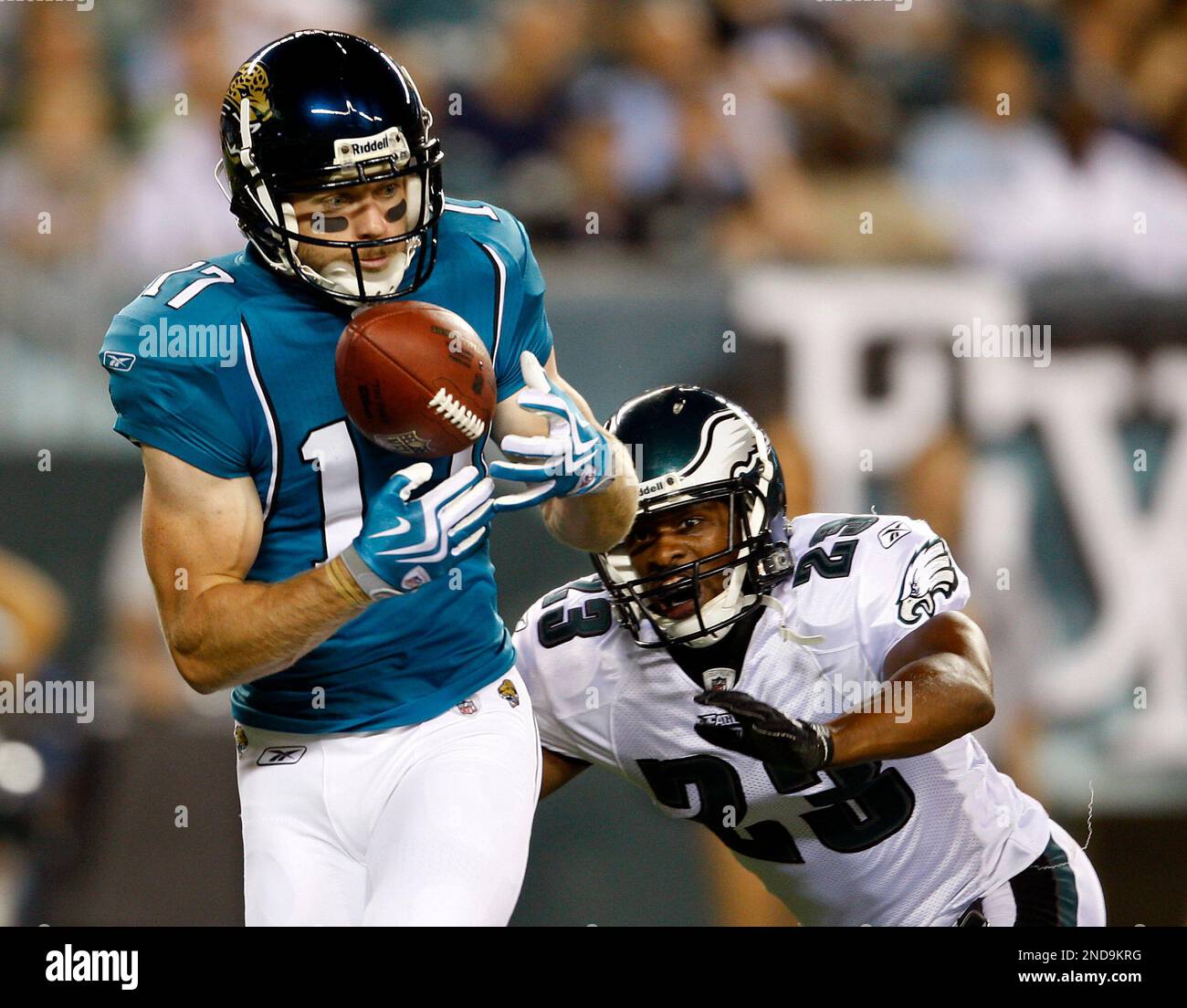 Jacksonville Jaguars John Matthews catching a pass over Philadelphia ...