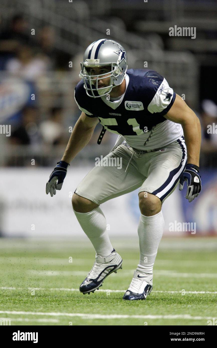 Dallas Cowboys linebacker Keith Brooking (51) at Cowboys training camp ...