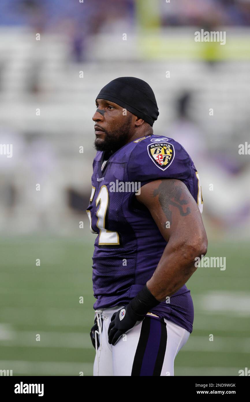Baltimore Ravens' Ray Lewis before the start of an NFL preseason ...