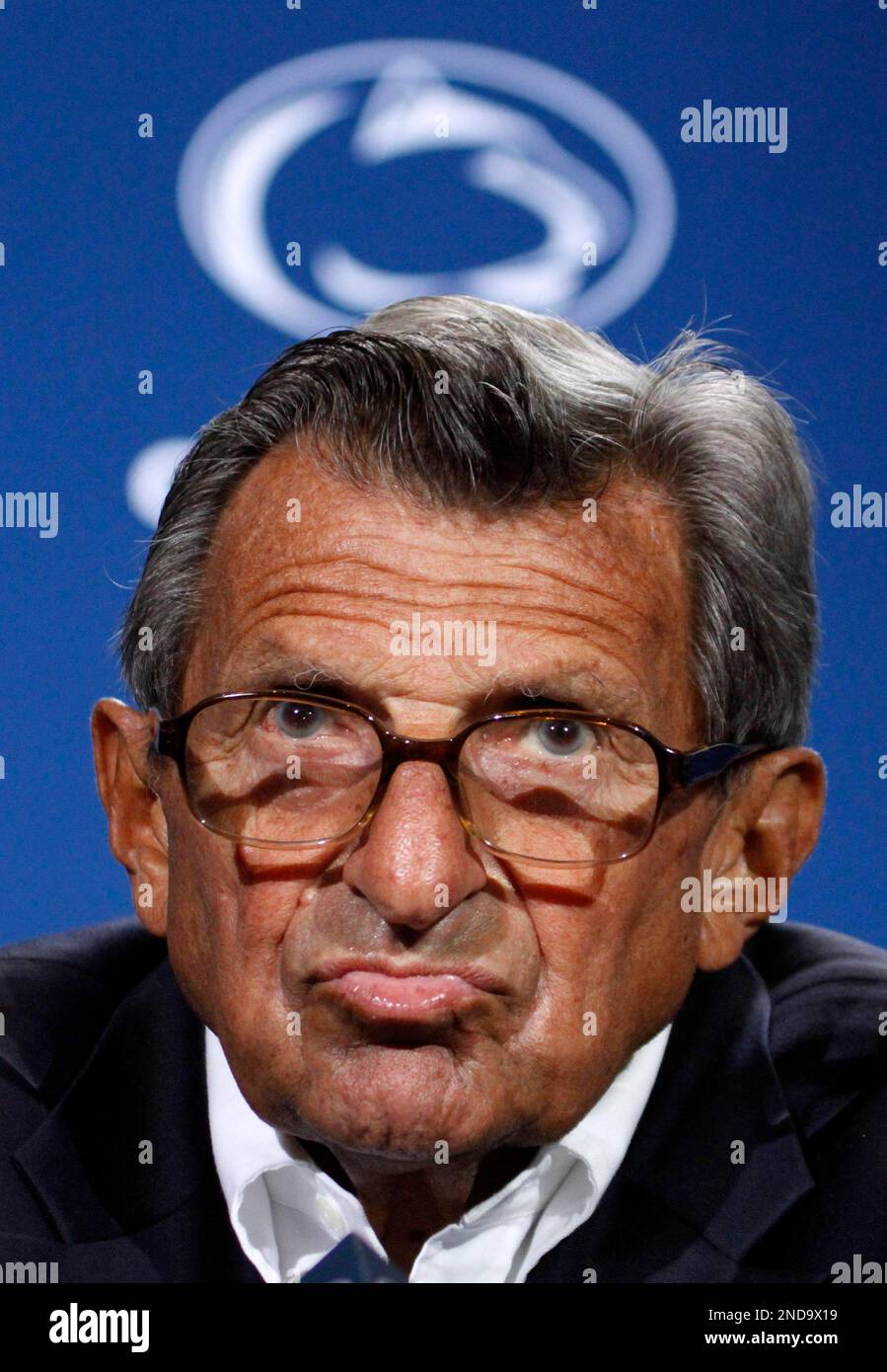 Penn State coach Joe Paterno answers questions during football media ...