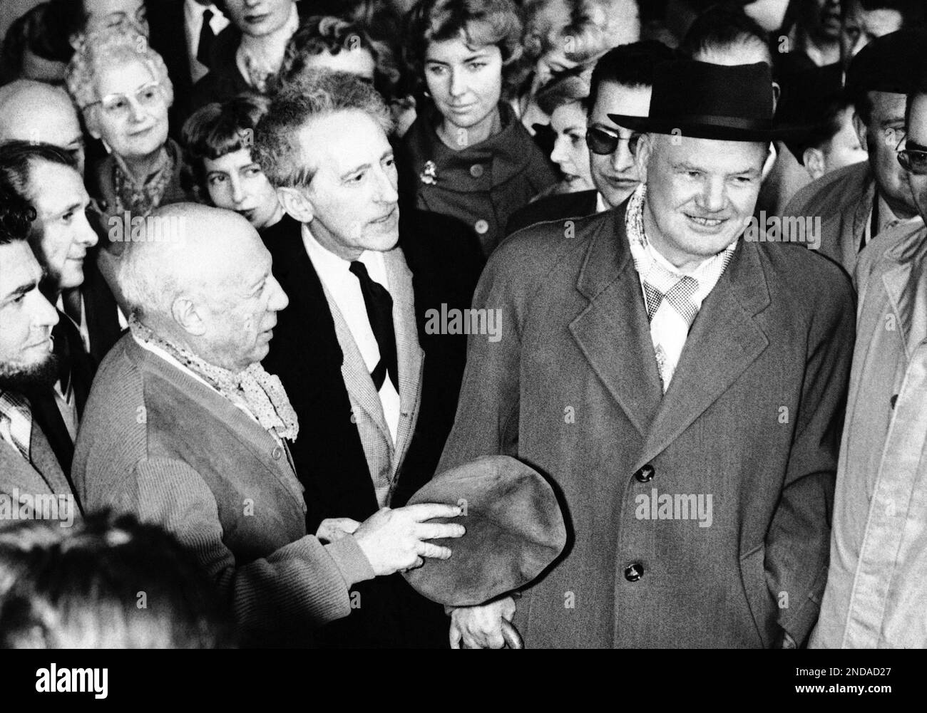 Famous painter Pablo Picasso, left, presenting the giant wall-painting ...