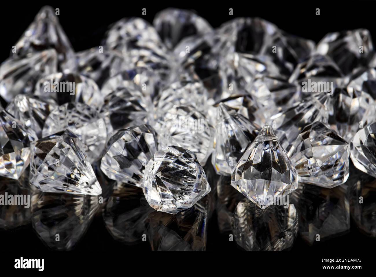 Crystal stones hi-res stock photography and images - Alamy