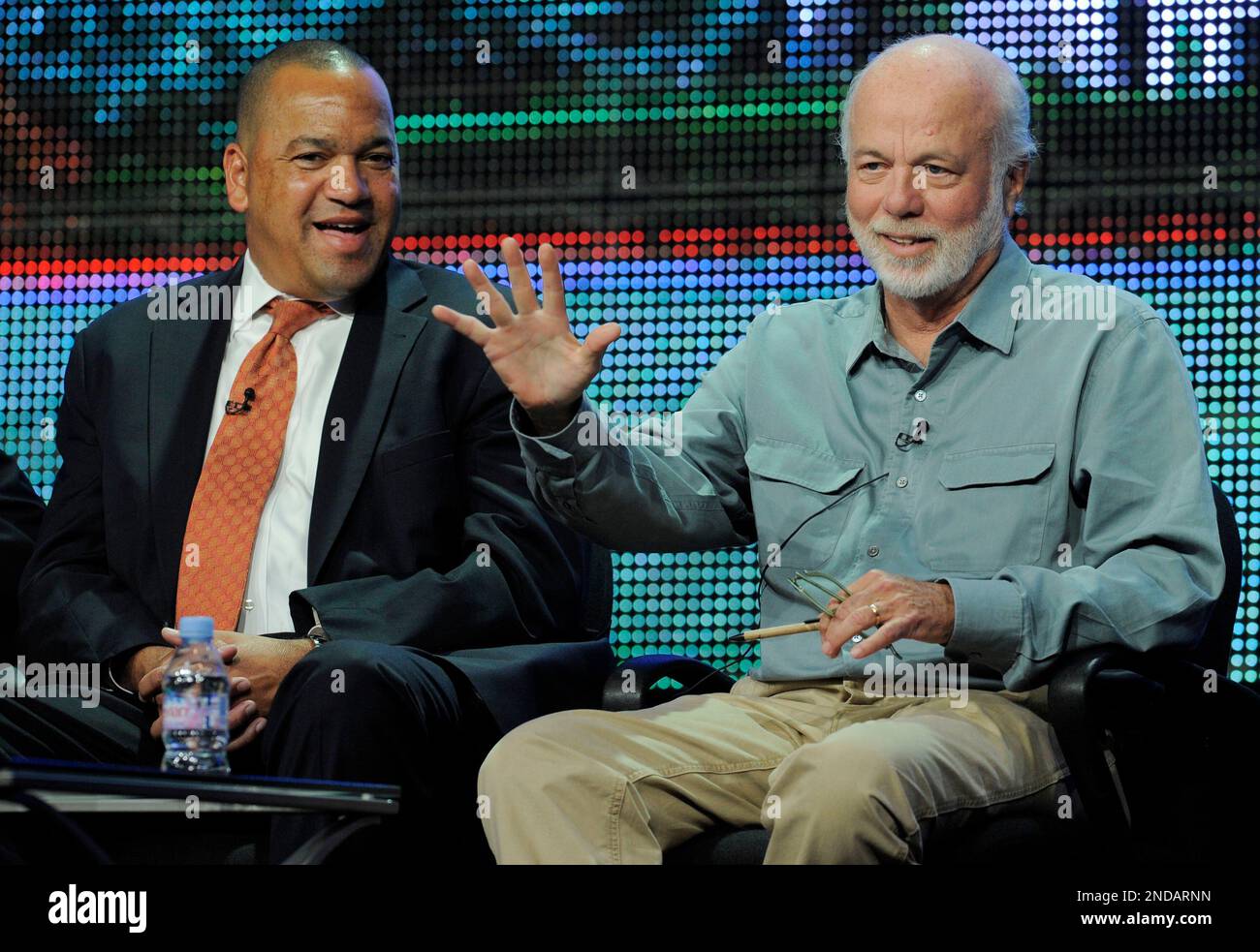 Eric Draper, left, White House photographer under former President ...