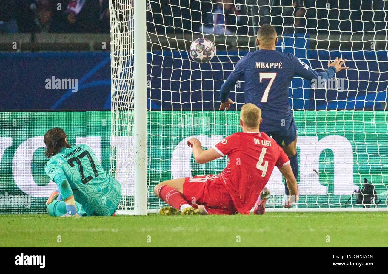 Kylian MBAPPE, PSG 7 offside goal in the eighth finals match PARIS SG ...