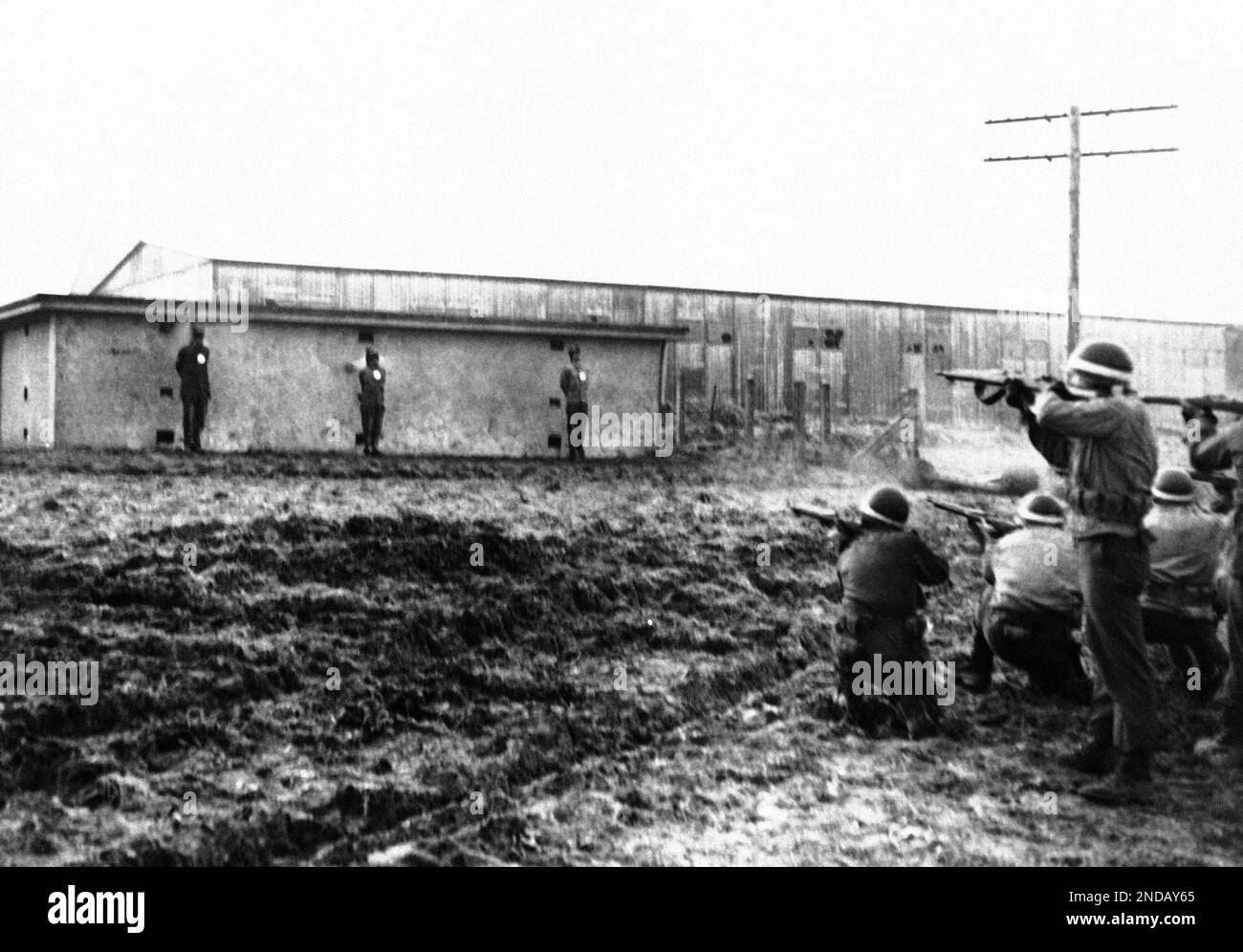 Three German spies captured in American uniforms, armed with American ...