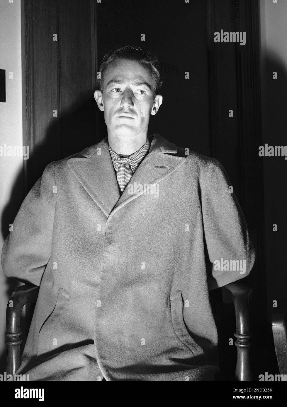 Leslie Dillon, aka Jack Sands, above, 27-year-old bellhop was booked on ...