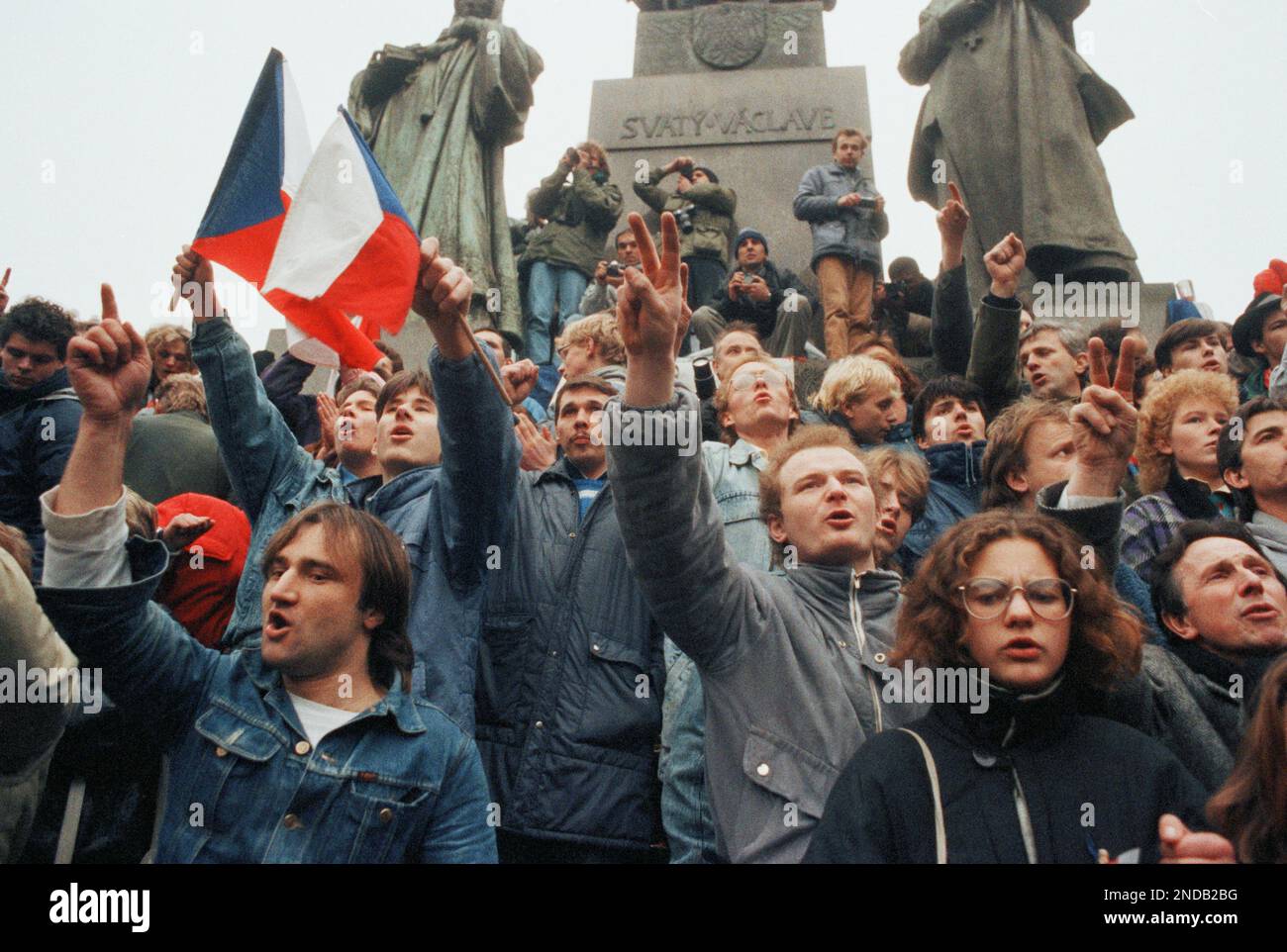 Prague citizens, gathering on Wenceslas square in Prague Monday, Nov ...
