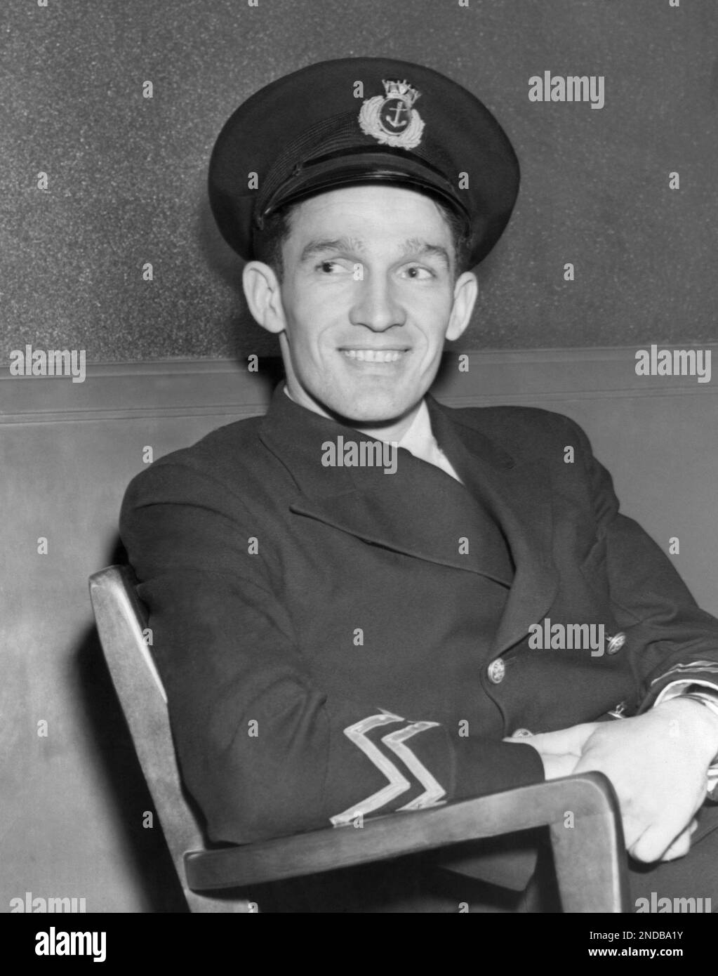 British ships in new york hi-res stock photography and images - Alamy