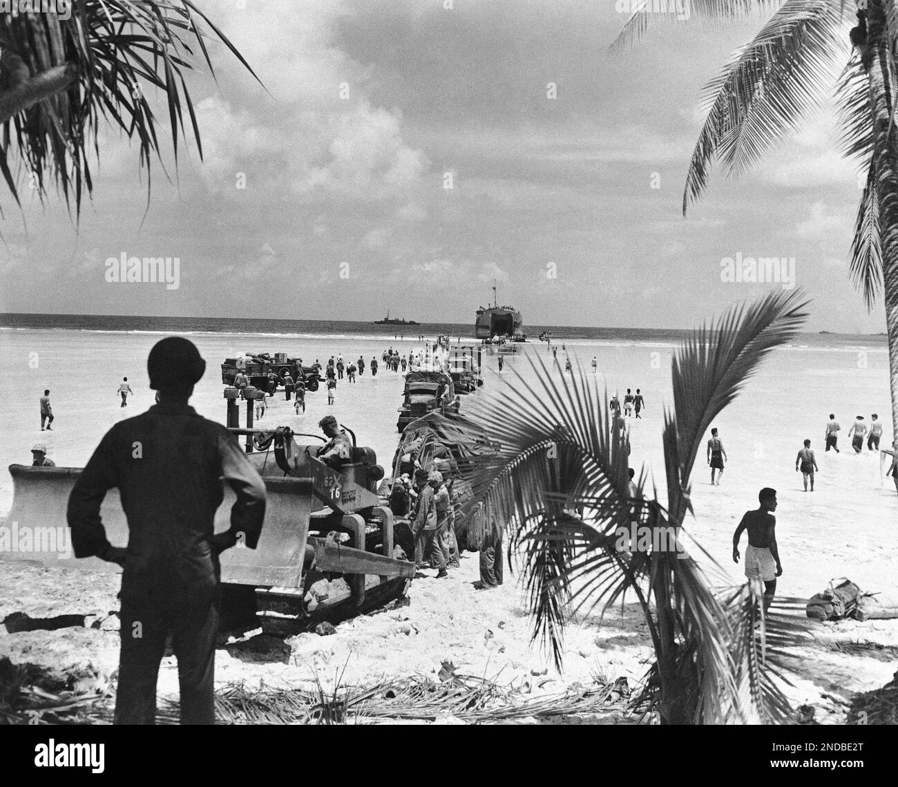 U.S. marines made an unopposed landing on Nanumea Island in the Ellice ...