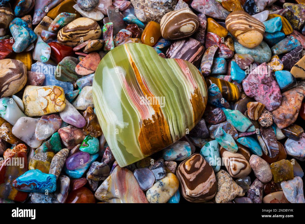Pile of polished rocks hi-res stock photography and images - Alamy