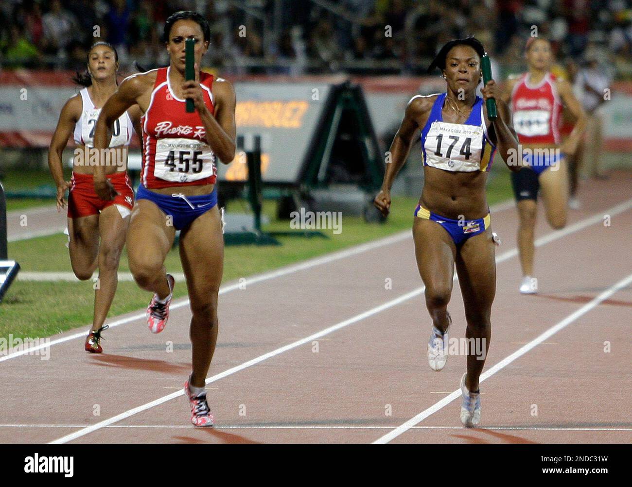Puerto Rico's Carol Rodriguez, left, and Colombia's Yomara Hinestroza ...