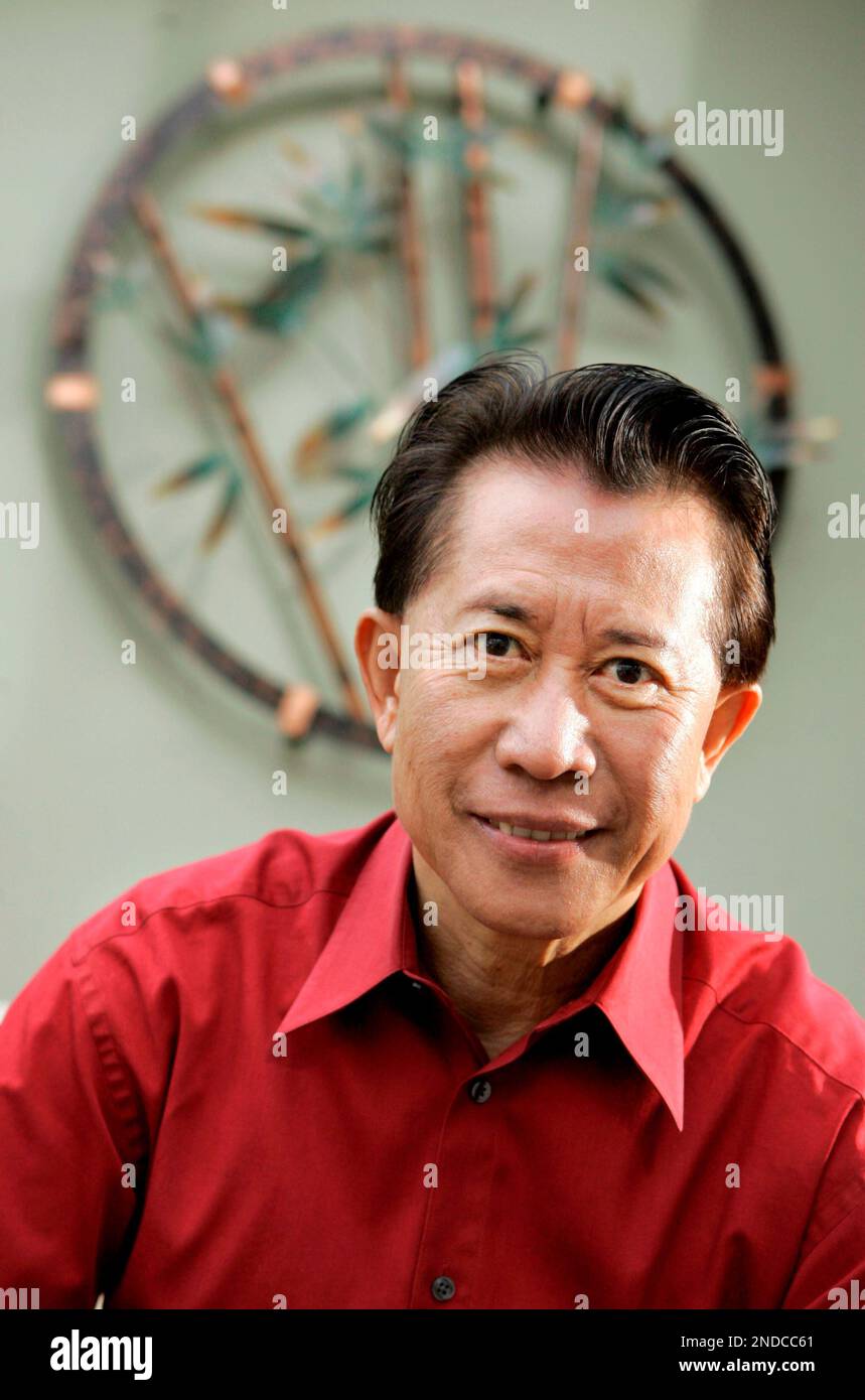 FILE- This Jan. 23, 2008 file photo shows longtime celebrity chef ...