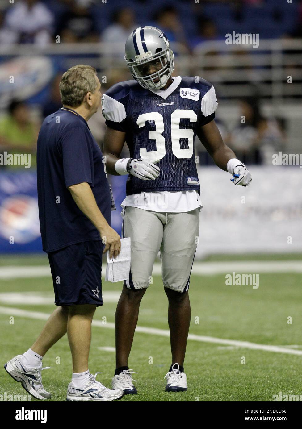 Dallas Cowboys secondary coach Dave Campo, left, and safety Mike Hamlin ...