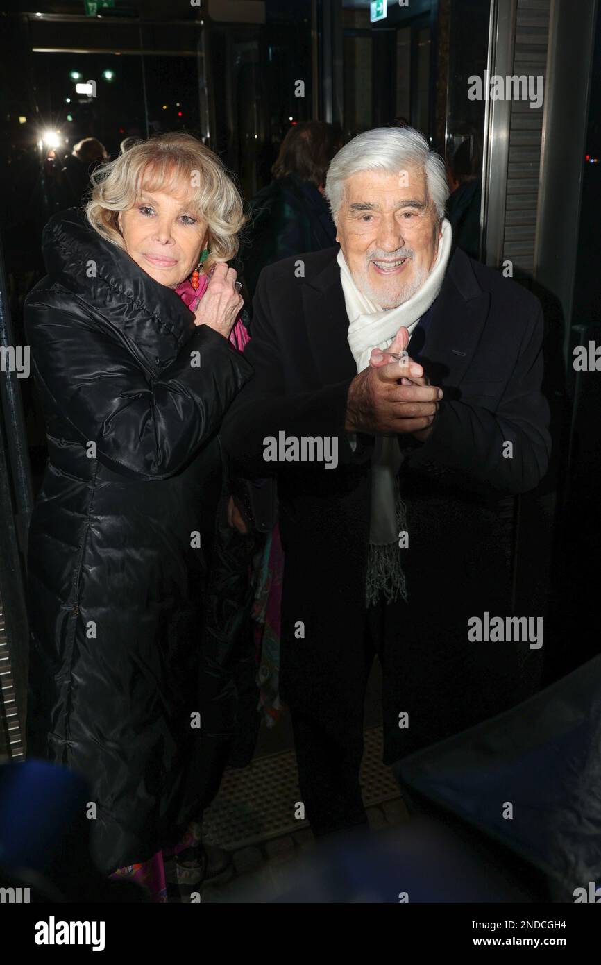 Berlin, Germany. 15th Feb, 2023. Actor Mario Adorf (r) and his wife ...