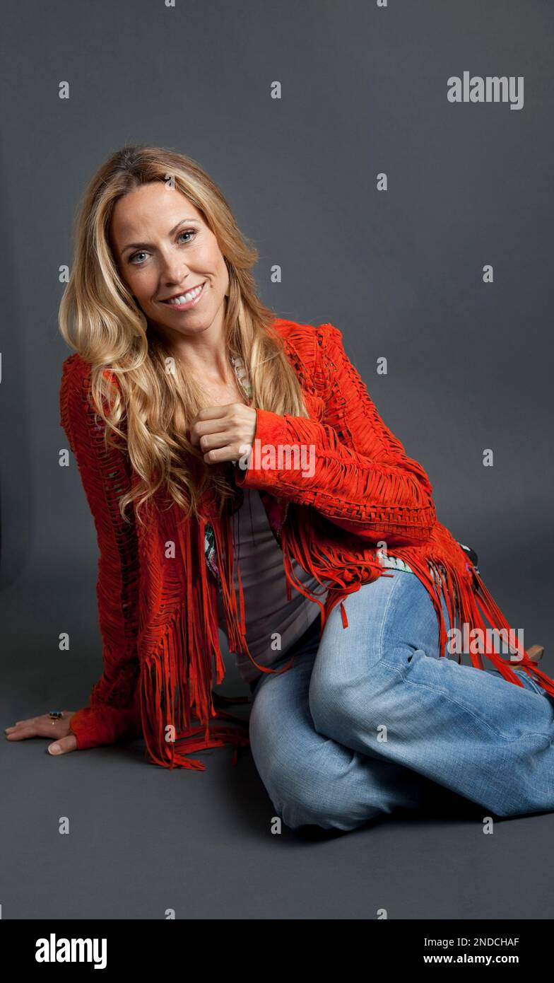 In this July 19, 2010 photo, singer Sheryl Crow poses for a portrait in ...