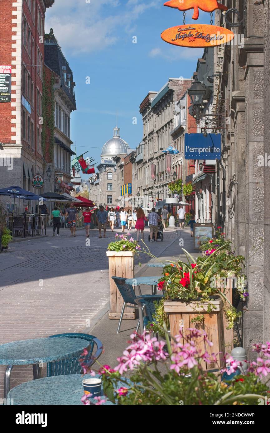 Lively outdoor environment bustling hi-res stock photography and images ...