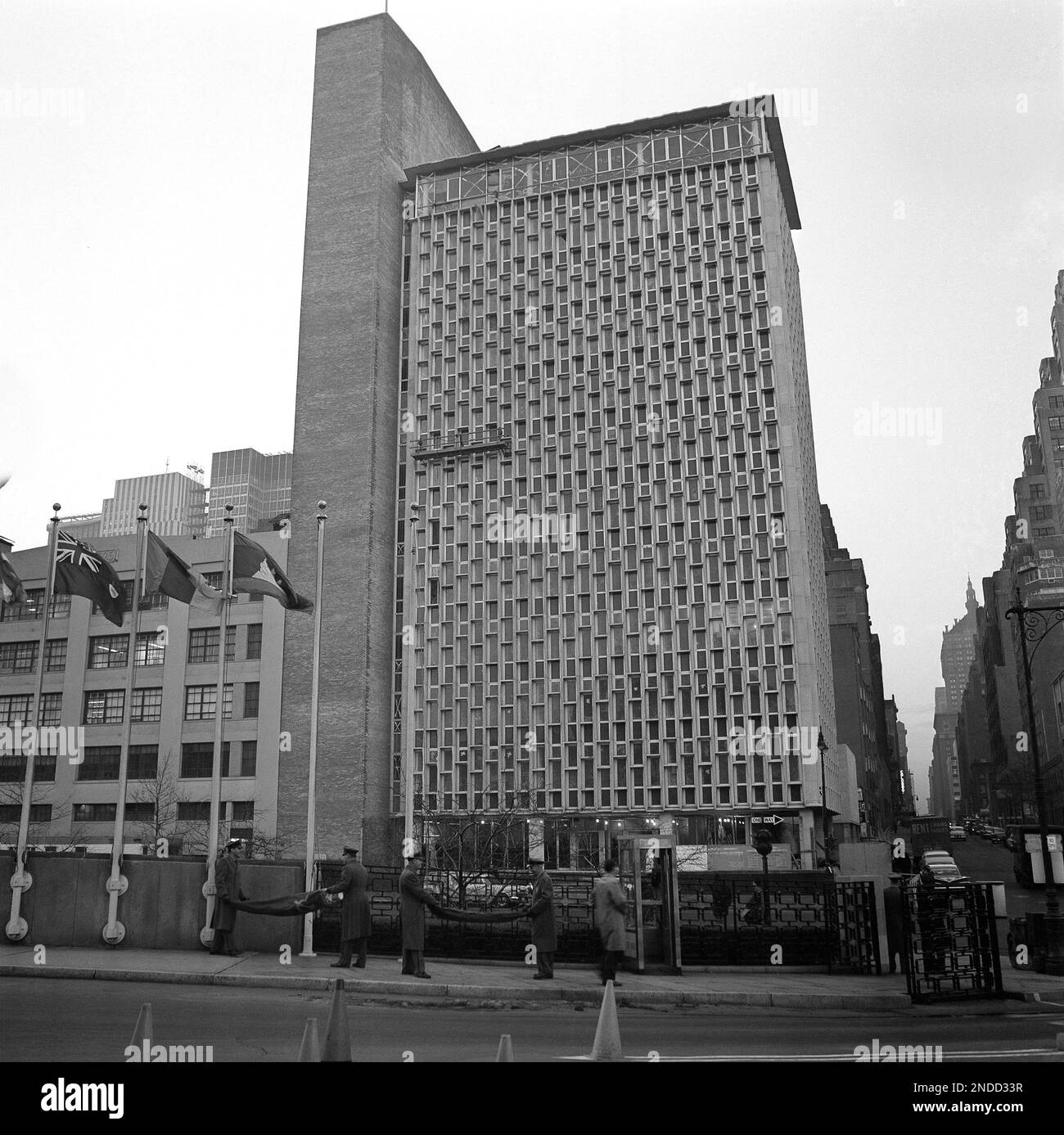This a view of the new U.S. mission building at United Nations Plaza ...