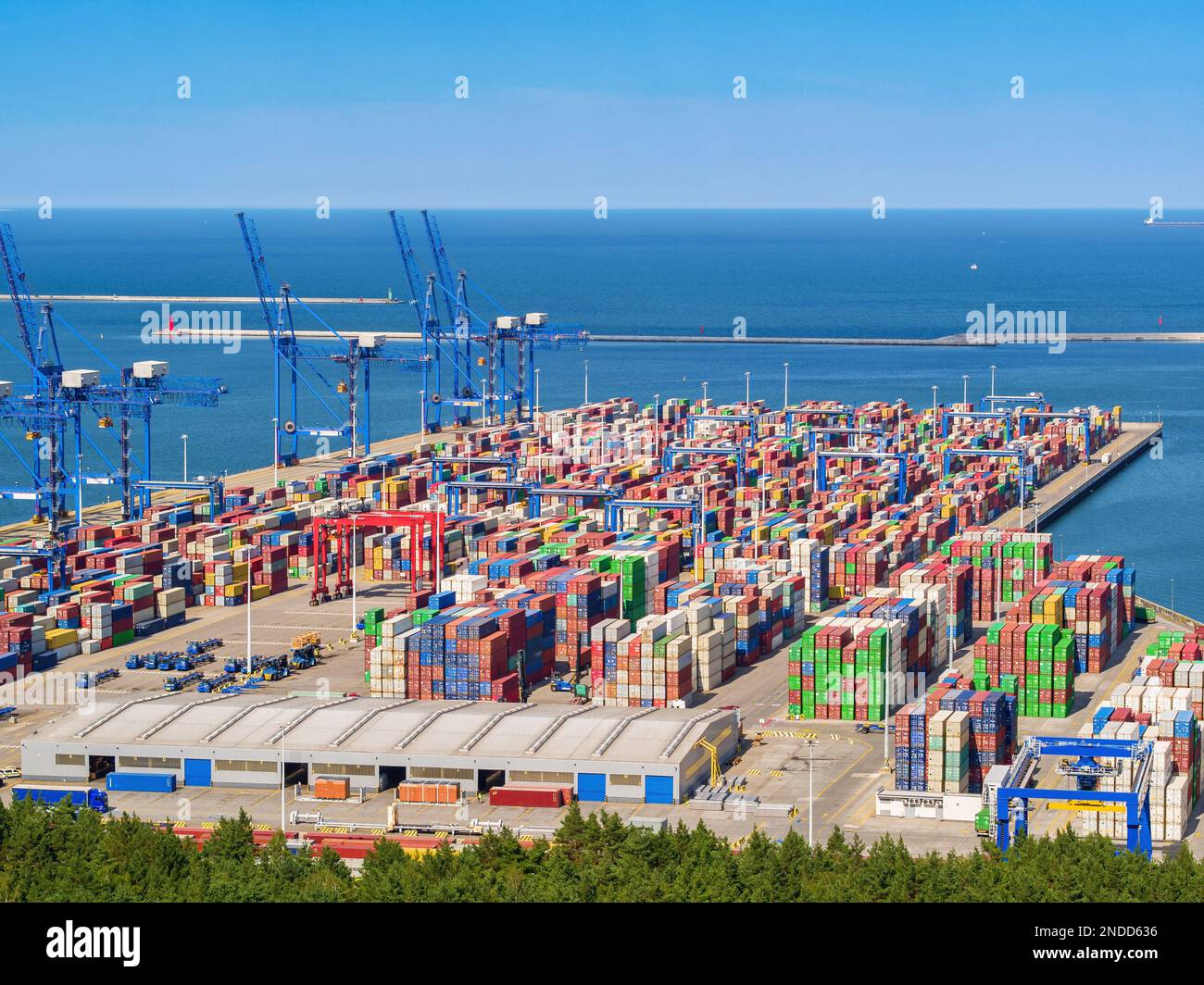 Aerial view container terminal port hi-res stock photography and images ...