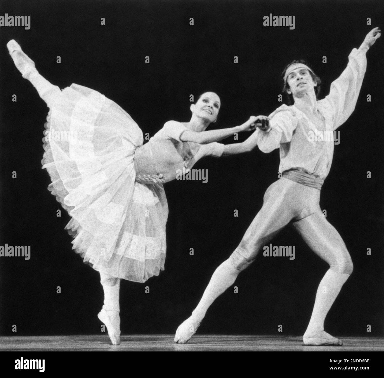 Rudolf Nureyev and Merle Park, principal dancer of London's Royal ...