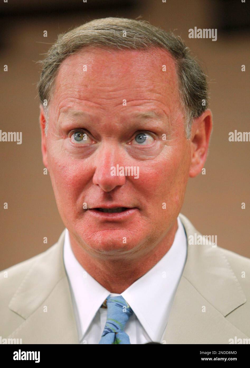 Pat Haden, the new athletic director at the University of Southern ...