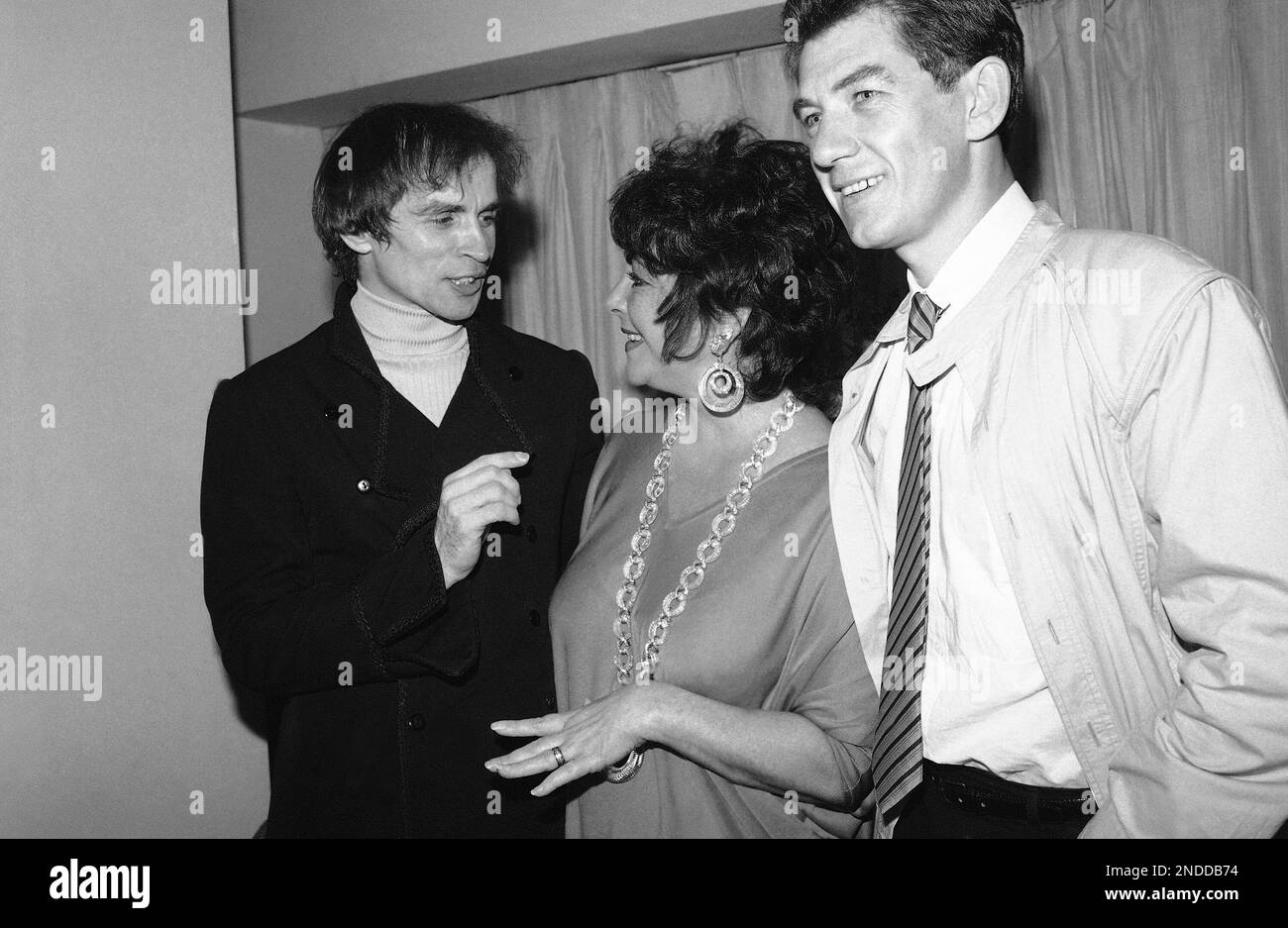 Elizabeth Taylor, appearing in Broadway show "The Little Foxes" Rudolf ...