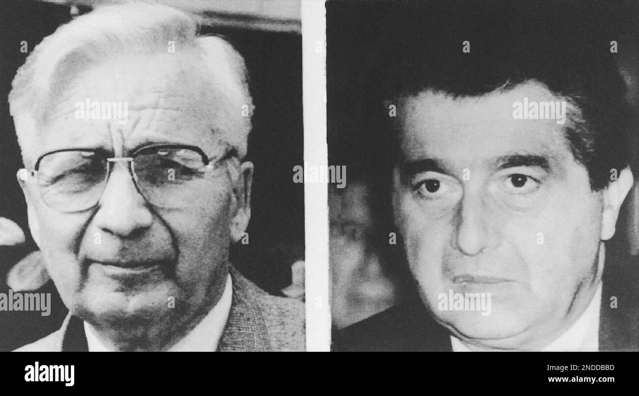 Licio Gelli, left, a high-ranking member of the outlawed P-2 masonic ...