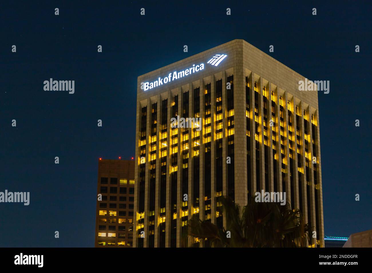 A picture of the Los Angeles Bank of America Downtown building at night ...