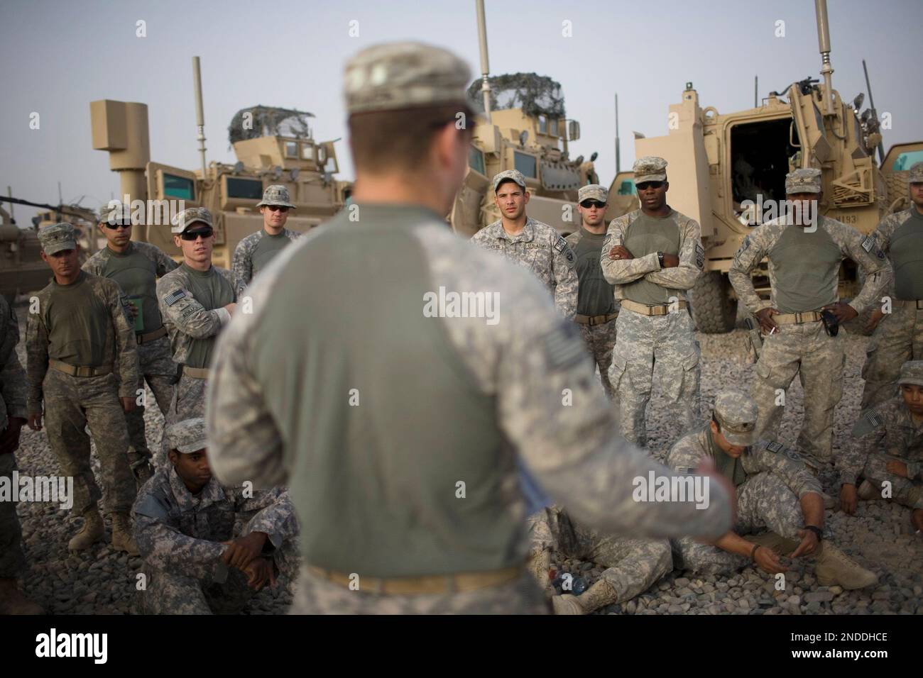 U.S. Army soldiers from the 6th Engineer Battalion, 23rd Sapper Company ...