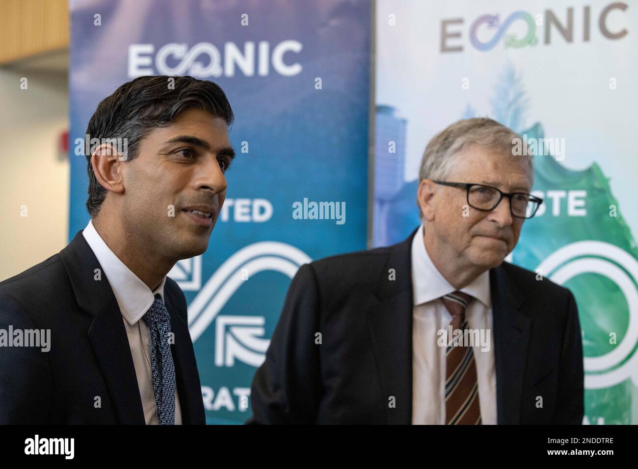 Prime Minister Rishi Sunak at Imperial College London with Bill Gates ...