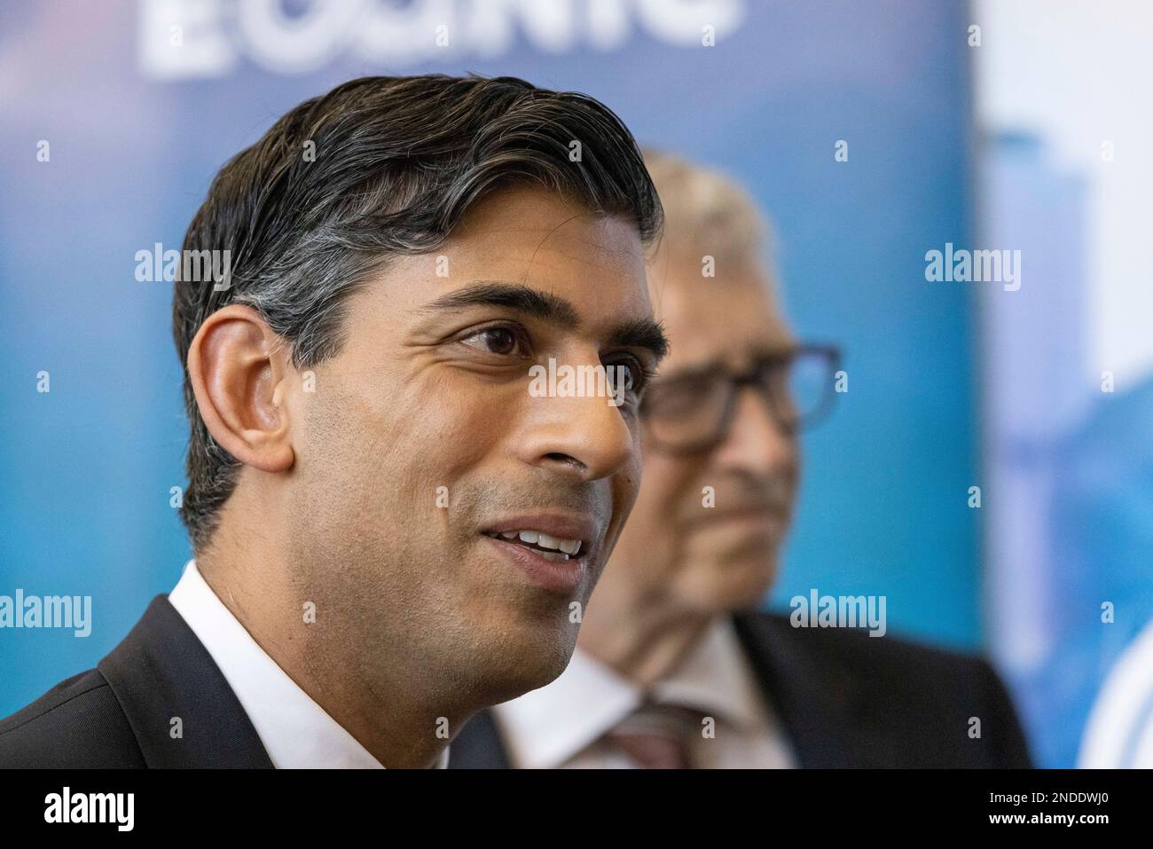 Prime Minister Rishi Sunak at Imperial College London with Bill Gates ...