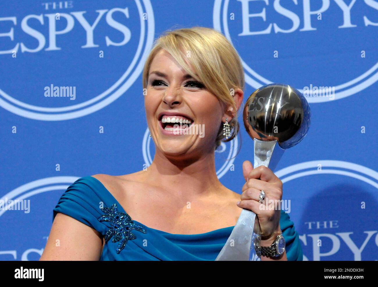 Cable Sports Awards For Best Female Athlete at Randall Graves blog