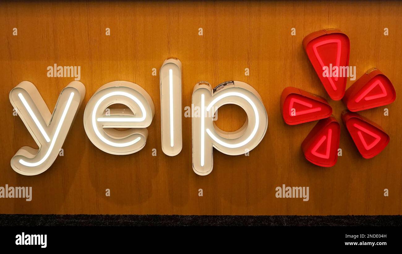 Yelp Logo Transparent