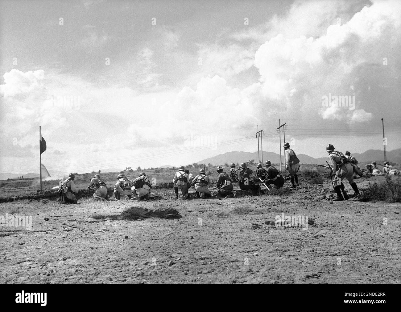 Mexican infantry advance during war games outside Mexico City on Nov ...
