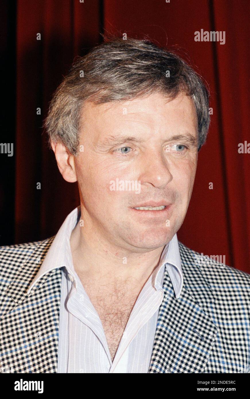 American Actor Anthony Hopkins May 20, 1984. (AP Photo Stock Photo - Alamy