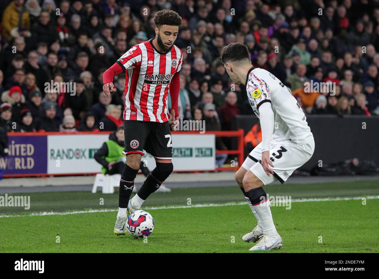 Jayden Bogle #20 of Sheffield United on the ball during the Sky Bet ...