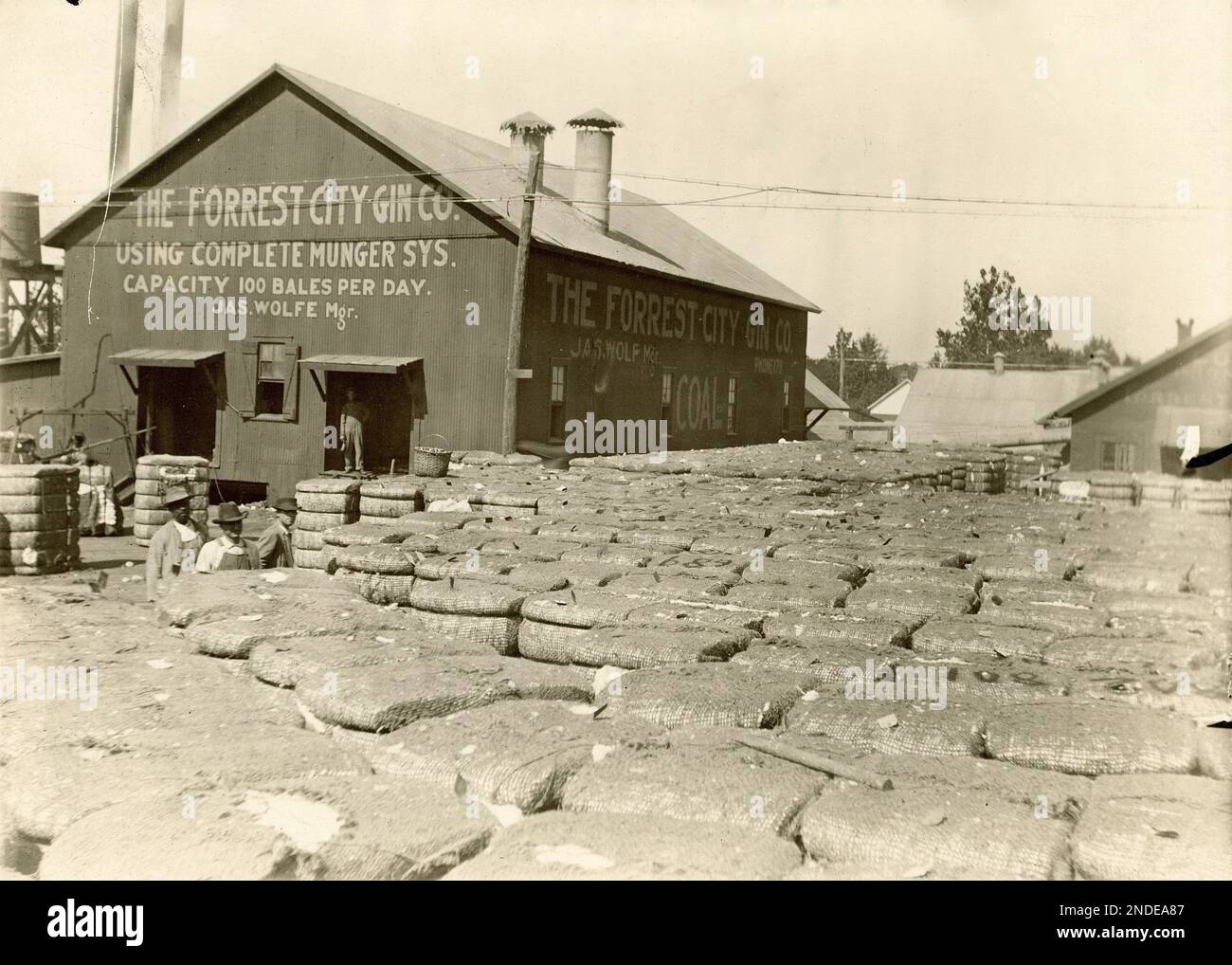 Munger system hi-res stock photography and images - Alamy