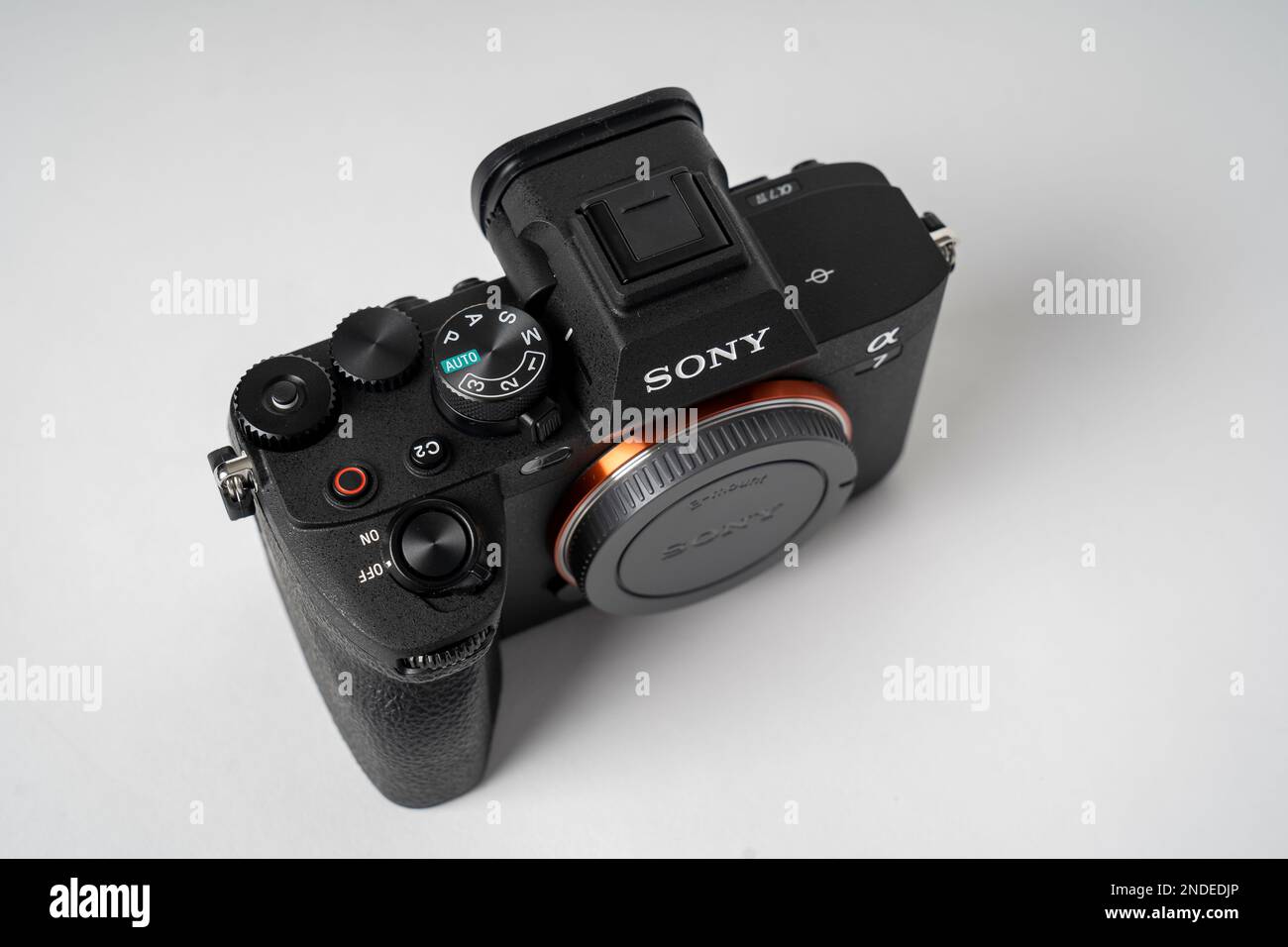 Sony Alpha a7 IV Full Frame hybrid MILC mirrorless camera, camera ...