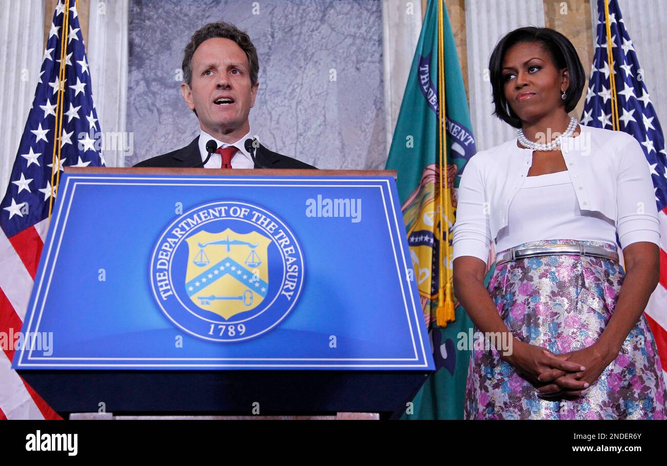 Treasury Secretary Timothy Geithner introduces First lady Michelle ...
