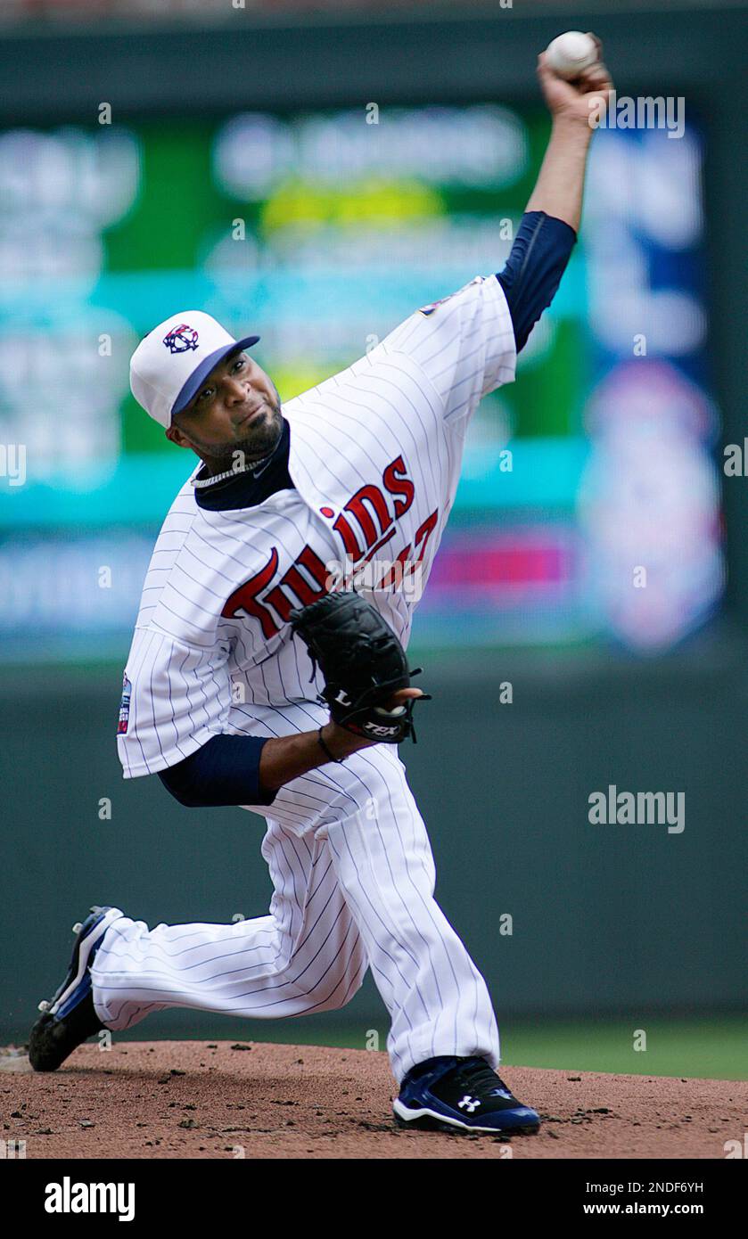 Minnesota Twins starting pitcher Francisco Liriano throws to the ...