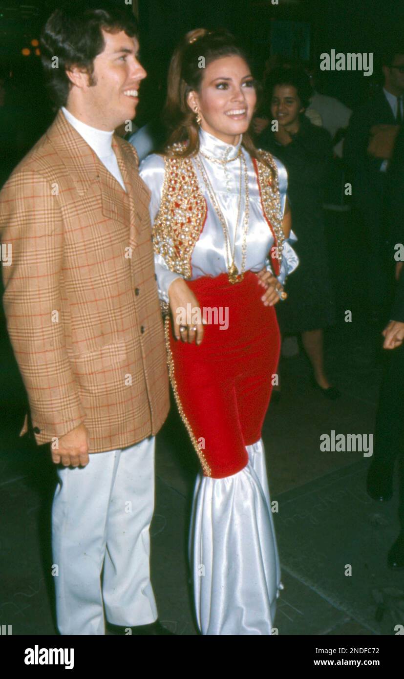 RAQUEL WELCH. PHOTOS(Credit Image: © Globe Photos/ZUMA Wire) EDITORIAL ...