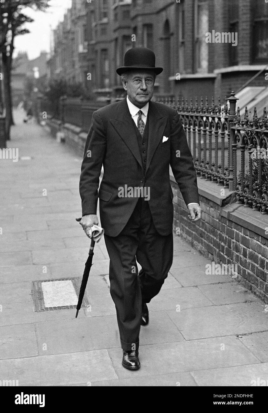 Ingleby Godie, the central London coroner, leaving on April 29, 1933 ...